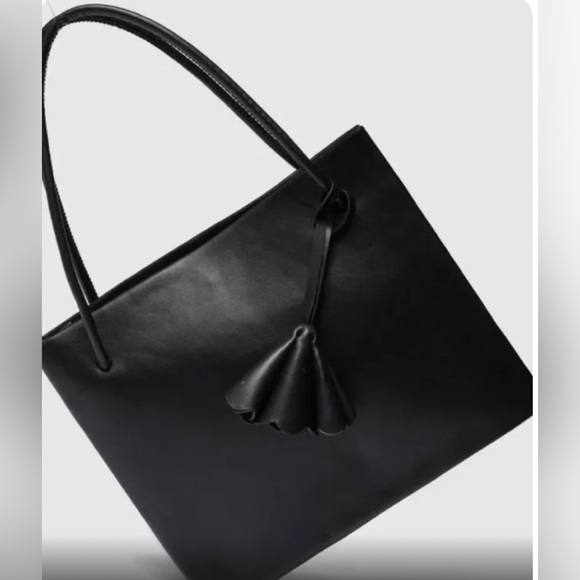 Zara | Bags | Zara Tote With Flower | Poshmark